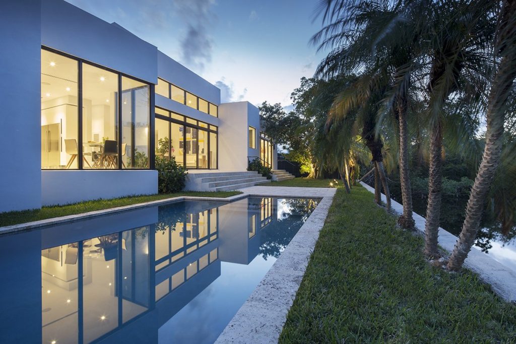 Enchanted Lakes in Miami Beach - SDH Studio