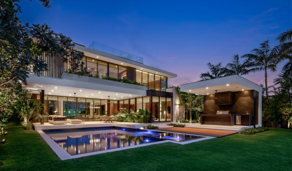 Pine Tree by SDH Studio Architecture + Design