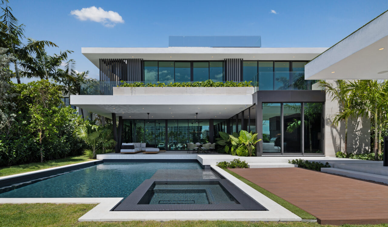 Pine Tree by SDH Studio Architecture + Design